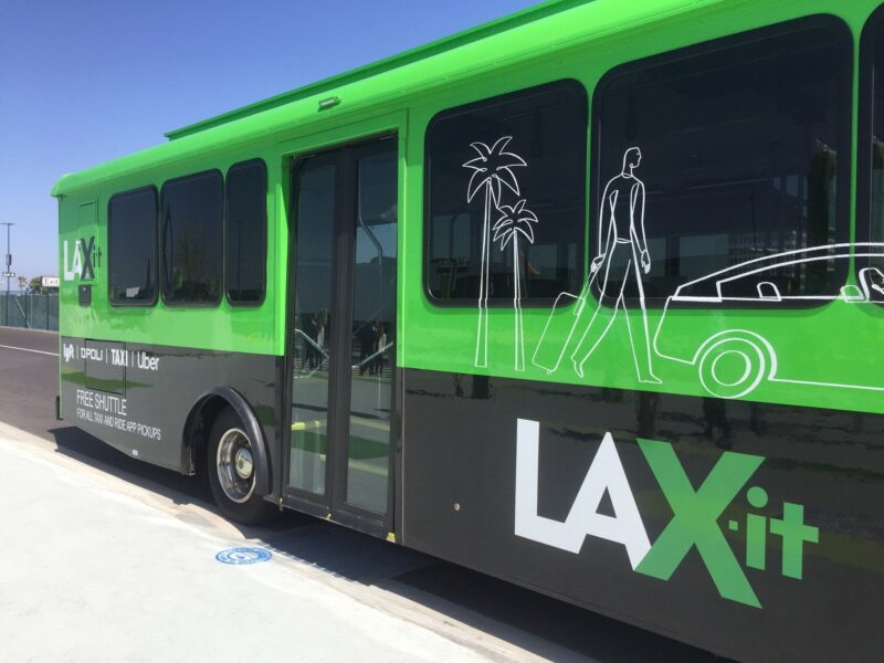 ロサンゼルス空港のUberとタクシー乗り場について【LAX-it】 | Eco Drive Auto Sales & Leasing